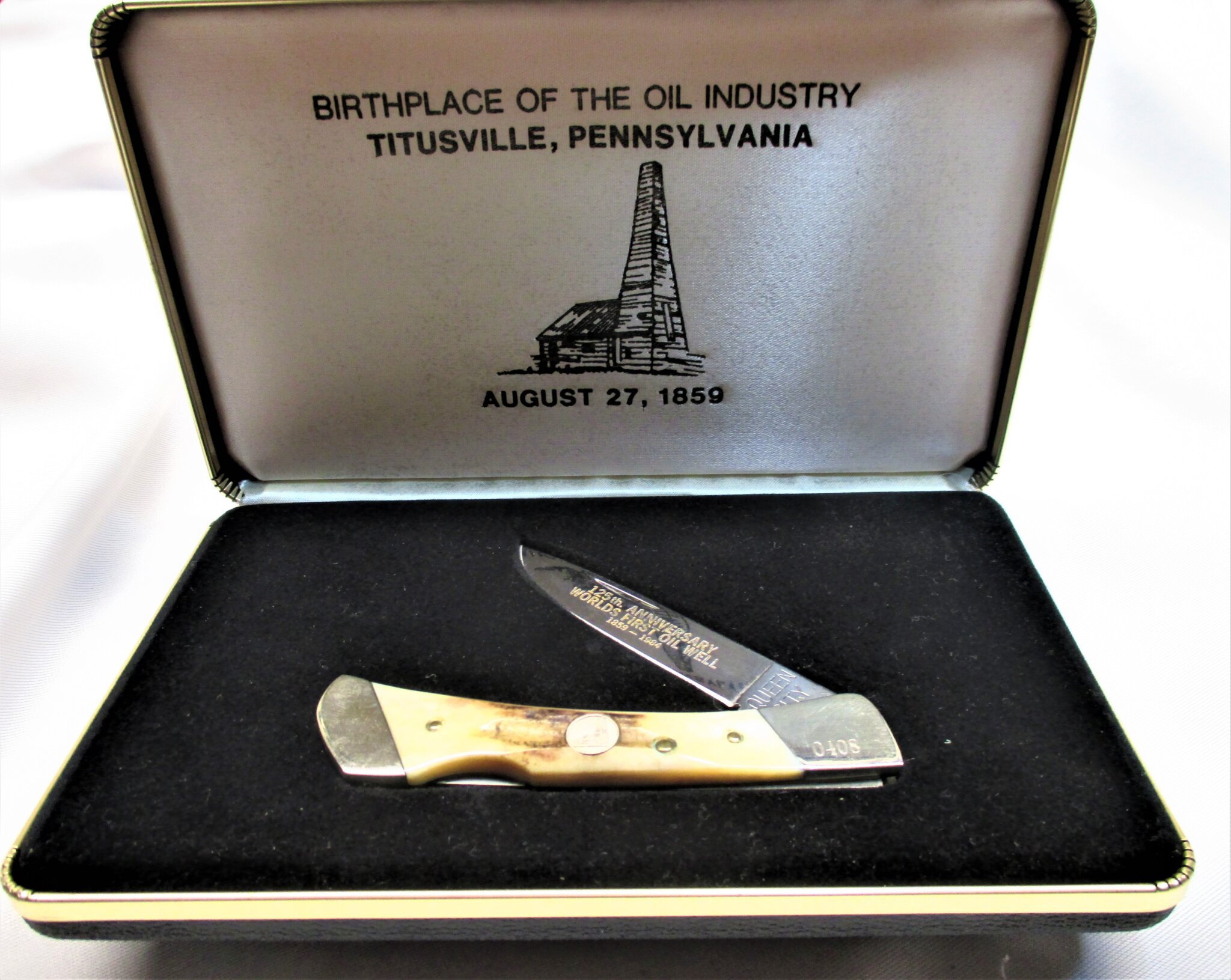 Queen Cutlery Boxes, 1980's - Queen Cutlery Guide