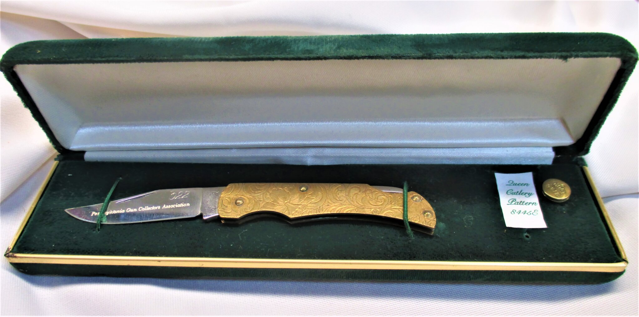 Queen Cutlery Boxes in the 1990s - Queen Cutlery Guide