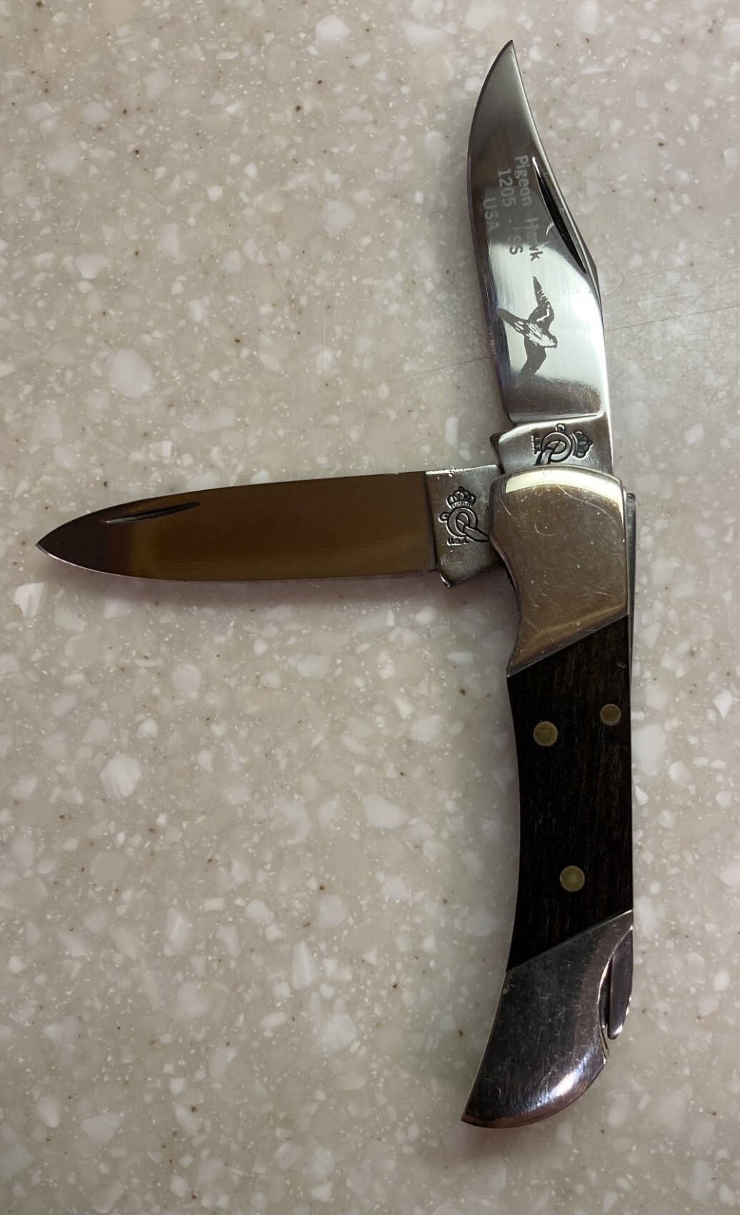 Queen Cutlery Small Lockback knives - Queen Cutlery Guide
